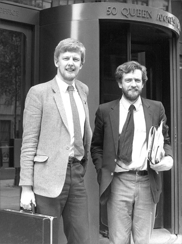 MY INDUCTION INTO THE CULT OF CORBYN (Part 2) - Ungagged!